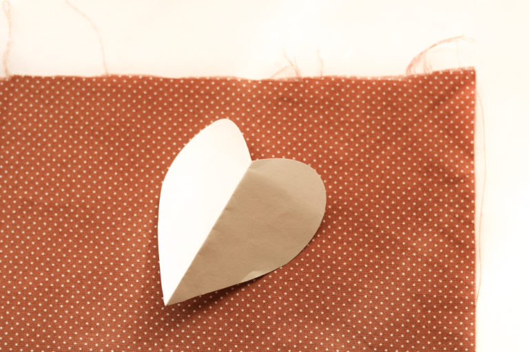 DIY PATCHES- HEART SWEATER PATCHES- FAST AND EASY...(video)