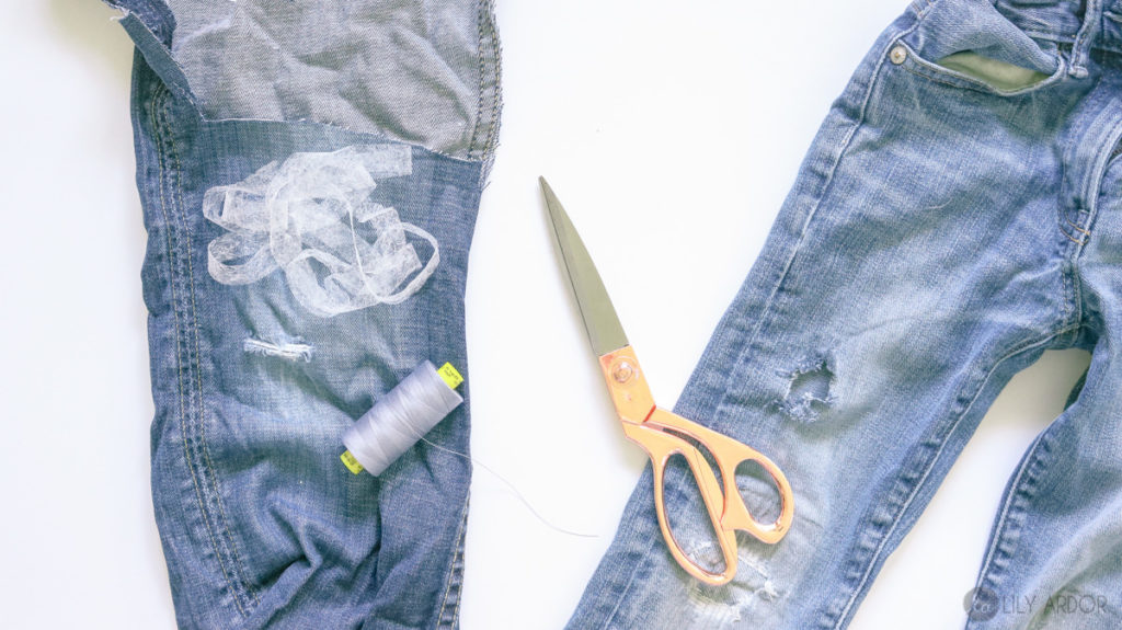 HOW TO FIX RIPPED JEANS - 5 EASY STEPS - PHOTO + VIDEO