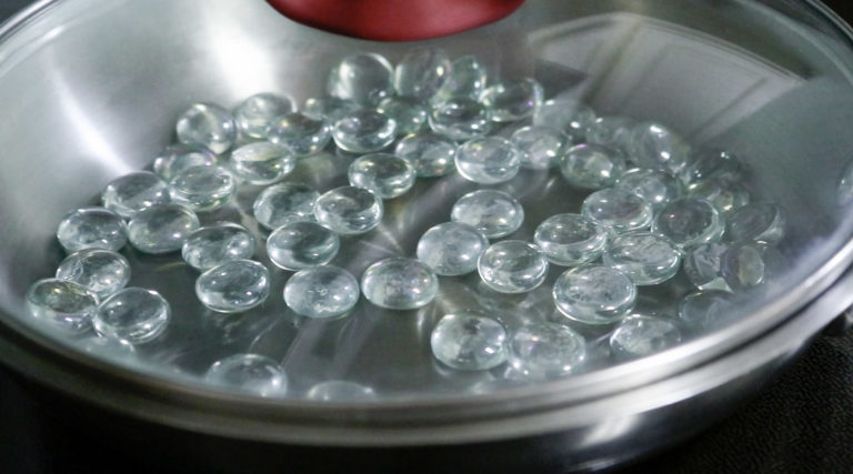 BEGINNERS: HOW TO POUR RESIN! WHAT YOU NEED TO KNOW!!