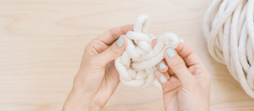 DIY Macrame Rope Rug - Giant Doily! No Crochet Needed! Via LilyArdor