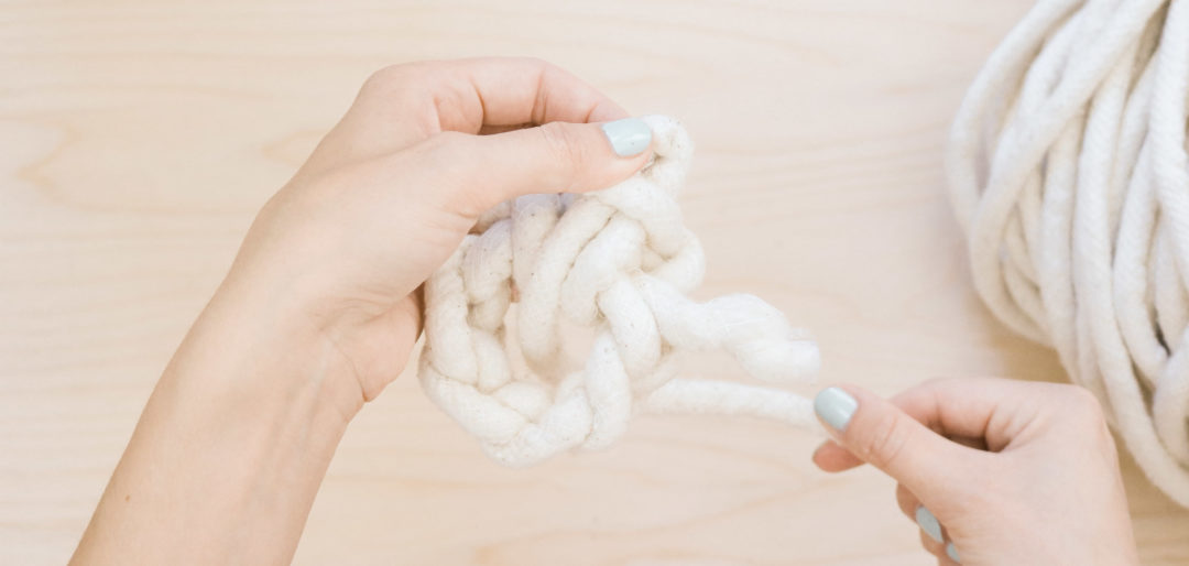 DIY Macrame Rope Rug - Giant Doily! No Crochet Needed! Via LilyArdor