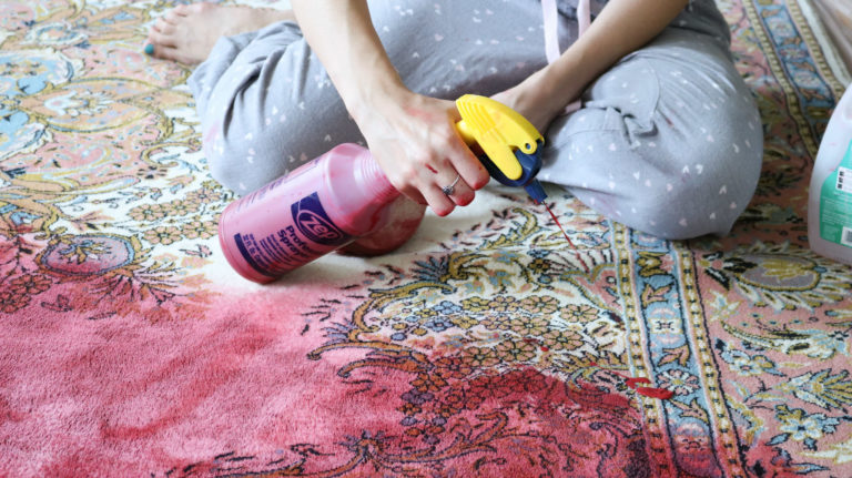 How to paint a rug! DIY Reform rug - Lily Ardor