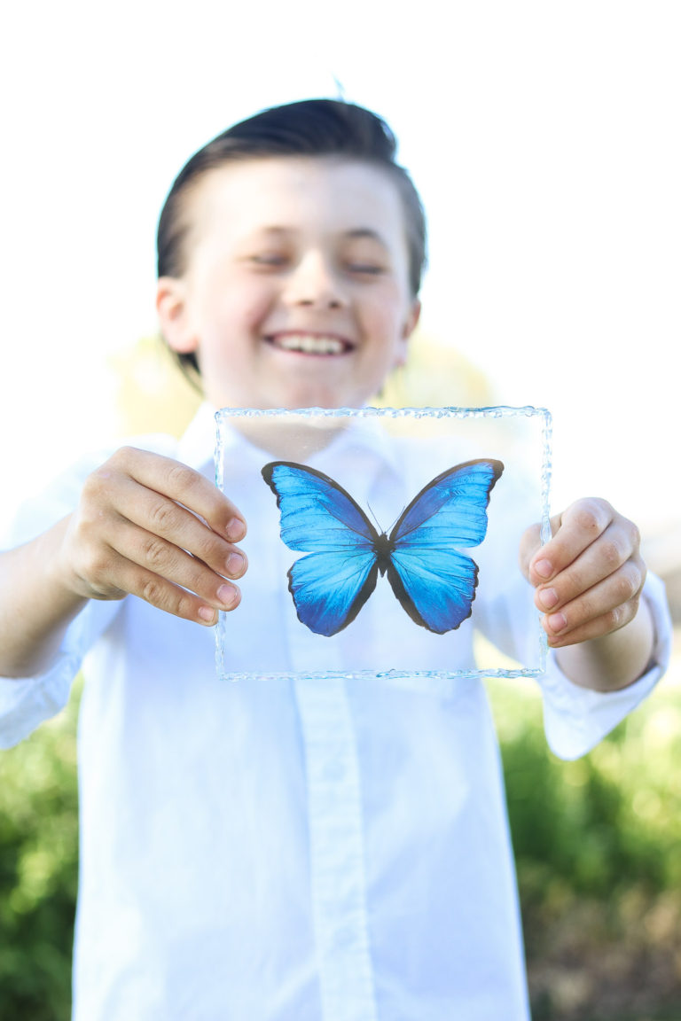 Mother's DAY Butterfly Gift | Kid Friendly Craft | Via Lilyardor