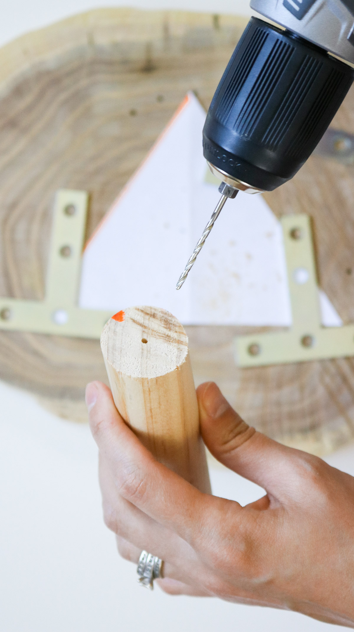 DIY Plant STANDS FOR $7-QUICK AND EASY! WOOD PLANTS STANDS