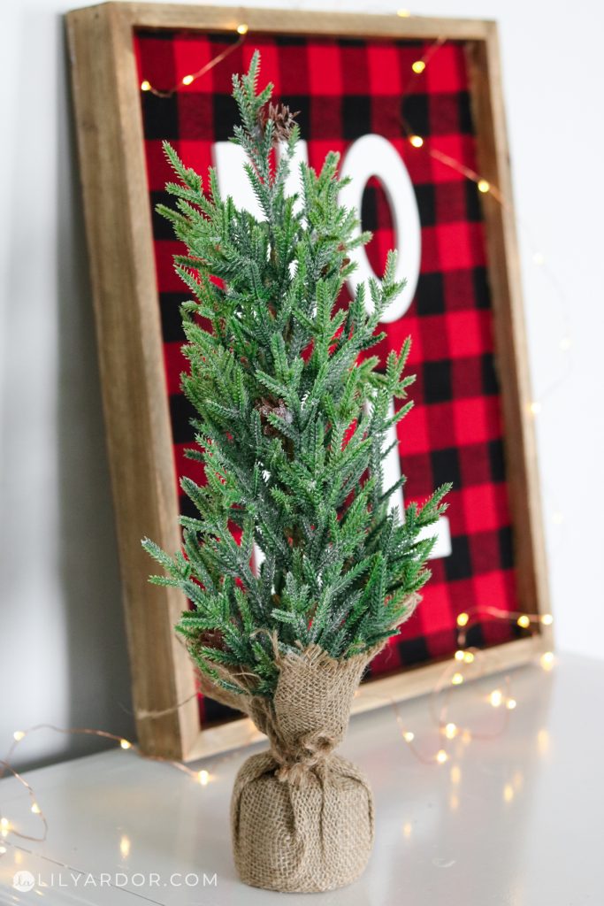 Plaid Sign | 2 Steps | Attach Plaid Fabric | Fall + Christmas Double Sided