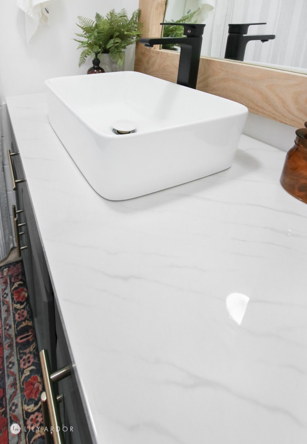 DIY Marble Resin Countertop + HOW TO GET THE PERFECT VIENING!