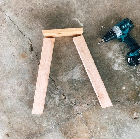 How To Make A Simple Bench ( WITH PLANS ) - Lily Ardor