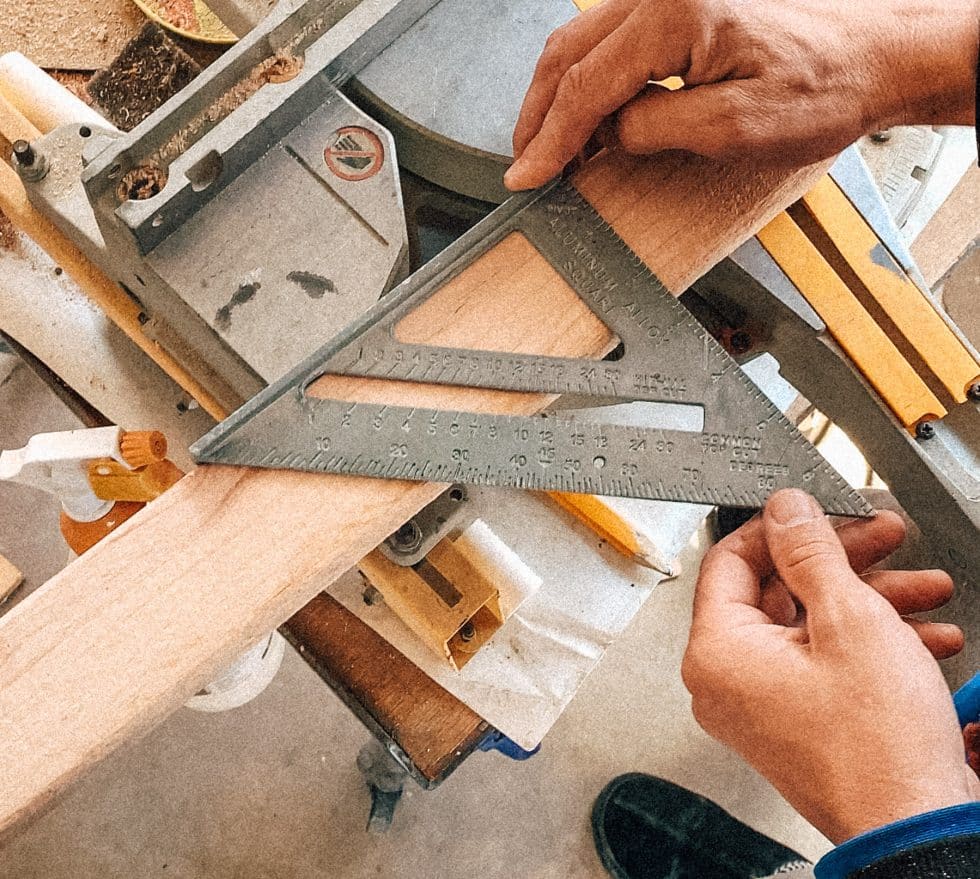 How To Make A Simple Bench ( WITH PLANS ) - Lily Ardor