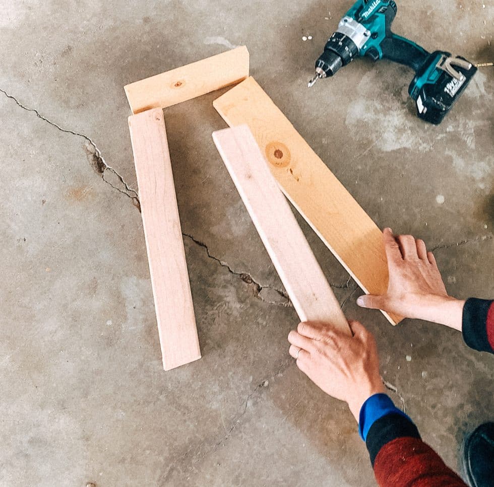 How To Make A Simple Bench ( WITH PLANS ) - Lily Ardor